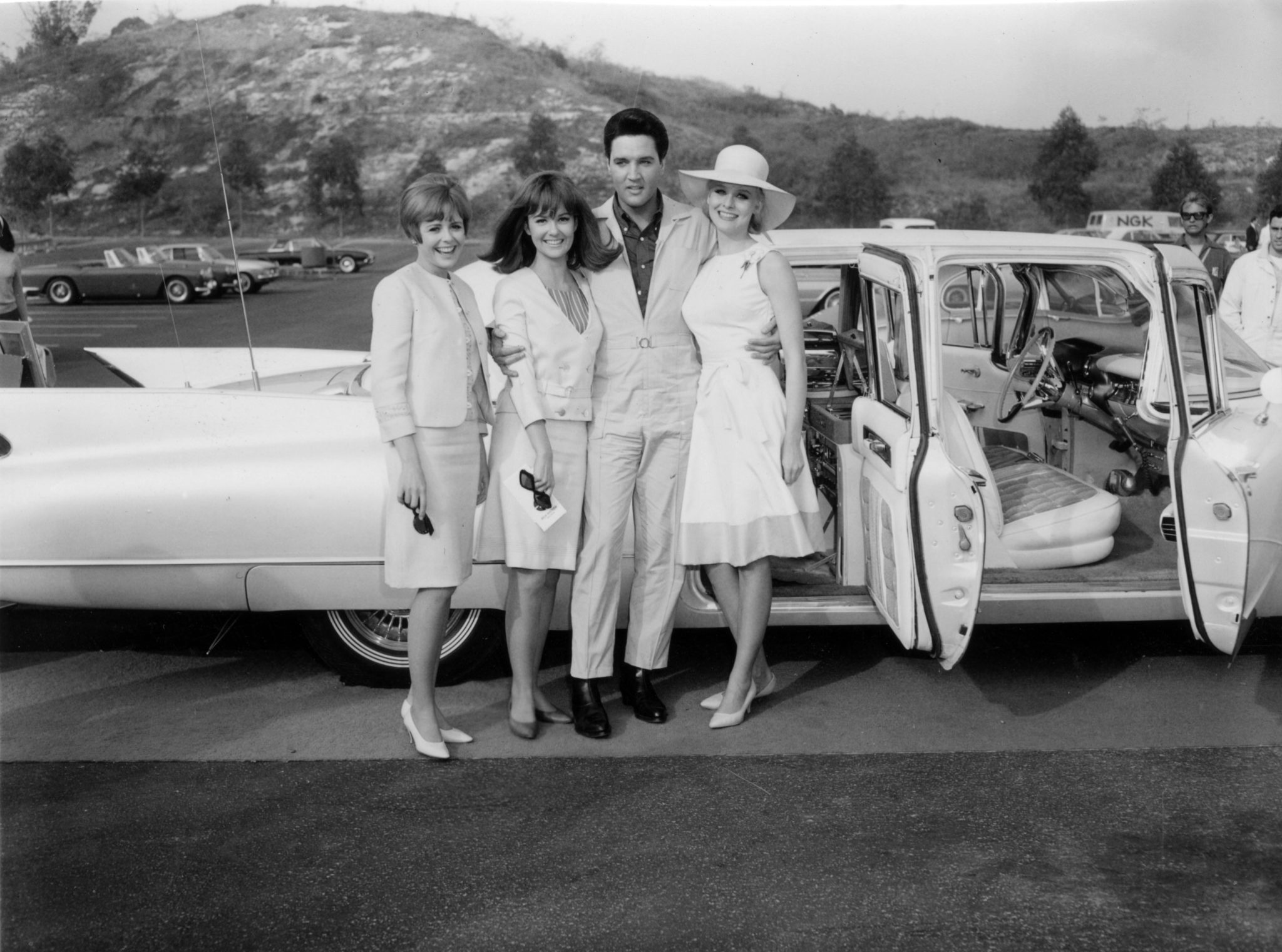 George Barris - why is he the King of Customizers? (173 photos) - This ...